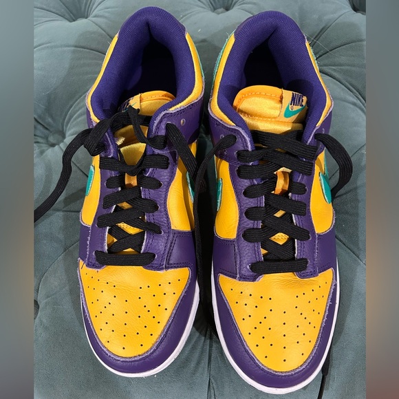 Nike | Shoes | Nike Womens Purple And Gold Lisa Leslie Air Force Lx ...
